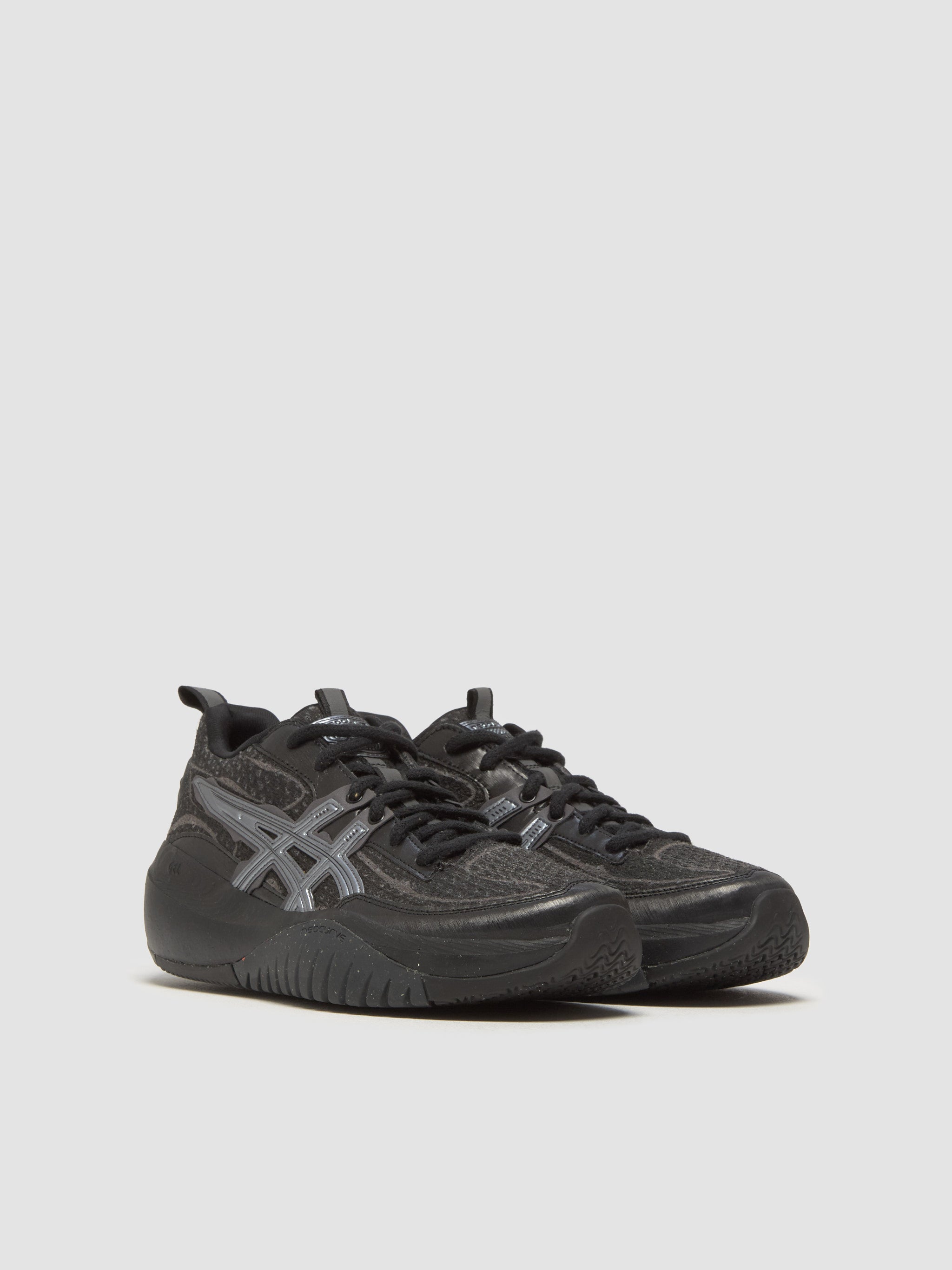 ASICS - NEOCURVE Sneaker in Black & Pure Silver - 1203A648-001 – Voo Store